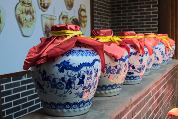 A Guide to Drinking Alcohol in China | Mandarin Blueprint