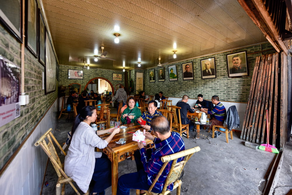 Exploring Chinese Drinking Games | Mandarin Blueprint