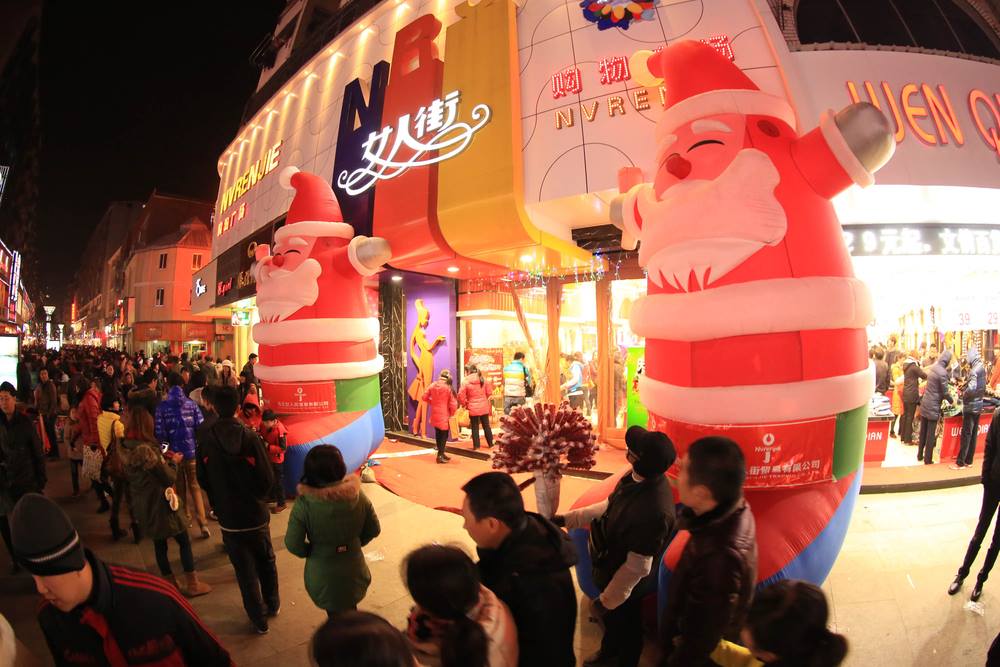 Your Guide to the Chinese Christmas | Mandarin Blueprint